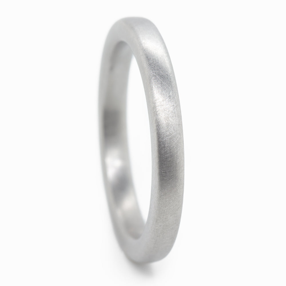 [SOLD] Niessing 3mm Square/Soft Shank Profile Ring - Platinum Silk Mat ...